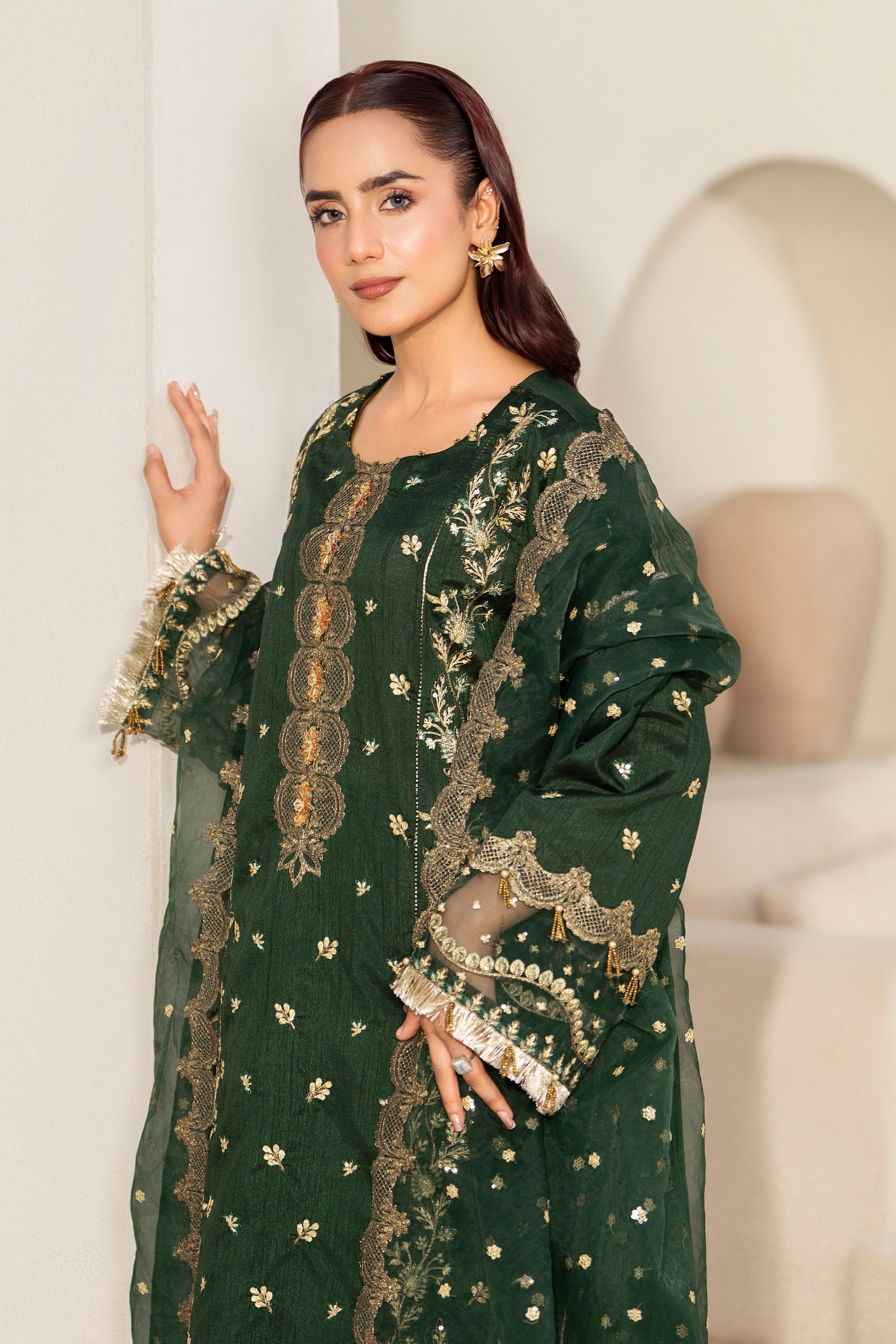Luxury Pret Collection for Women – Elegant Ready-to-Wear Suits – ArfaRiwaj